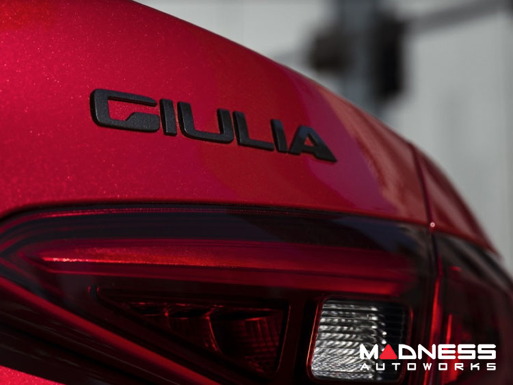 Alfa Romeo Giulia Rear Emblem - Nero Edizione - GIULIA, 68421998AA for ...